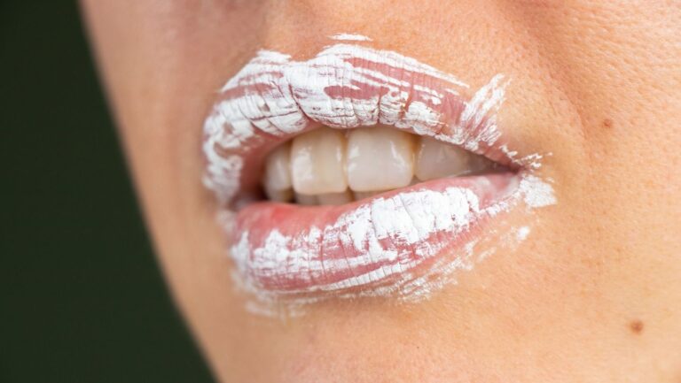 Can My Lips Be Allergic To Toothpaste? - Power Tooth Paste